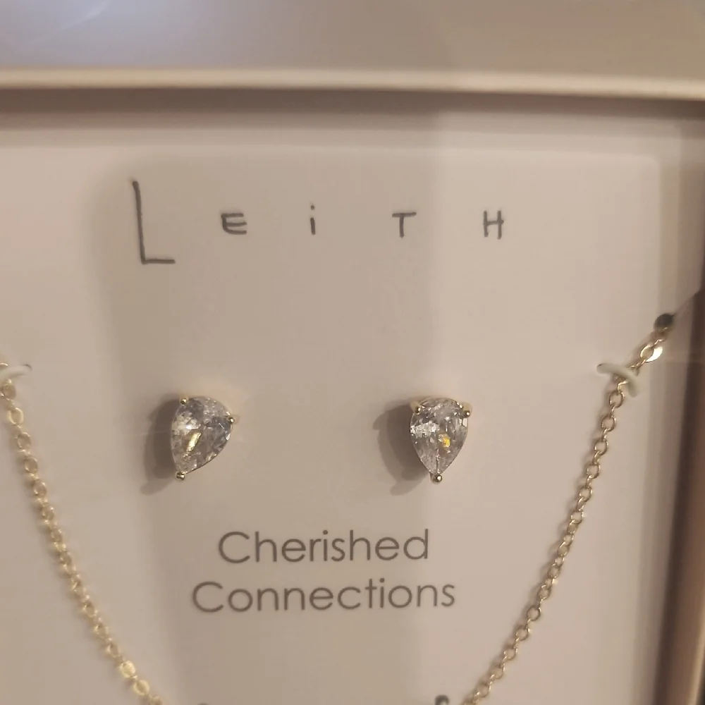 Leith | Jewelry | Leith Mama Necklace With Earrings Gift Set | Poshmark